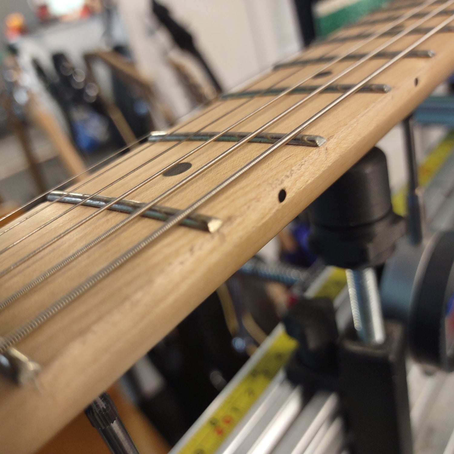 Electric Eye Guitar - Service & Sales – electriceyeguitar